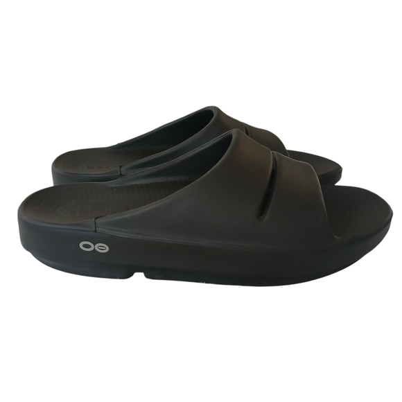 OOFOS | Shoes | Oofos Ooahh Slide Sandals Womens 8 Black Foam Recovery ...